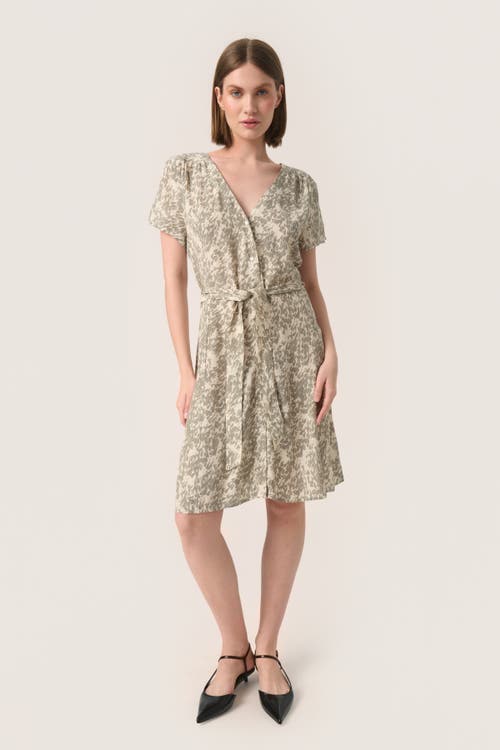 SOAKED IN LUXURY Soaked in Luxury SLSylvia V-Neck Short Sleeve Printed Belted Mini Dress
